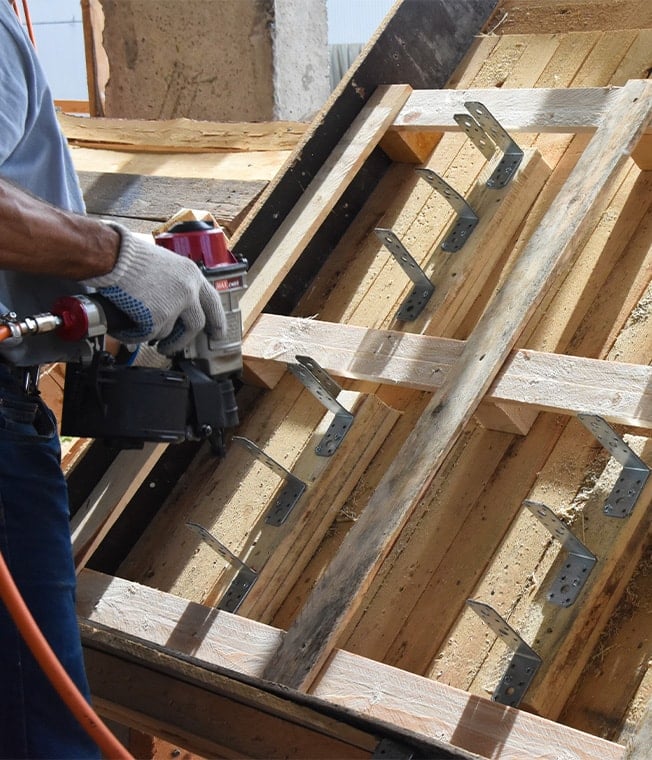 Combo Pallets For Sale in Chicago | Your Source for Hybrid Pallets